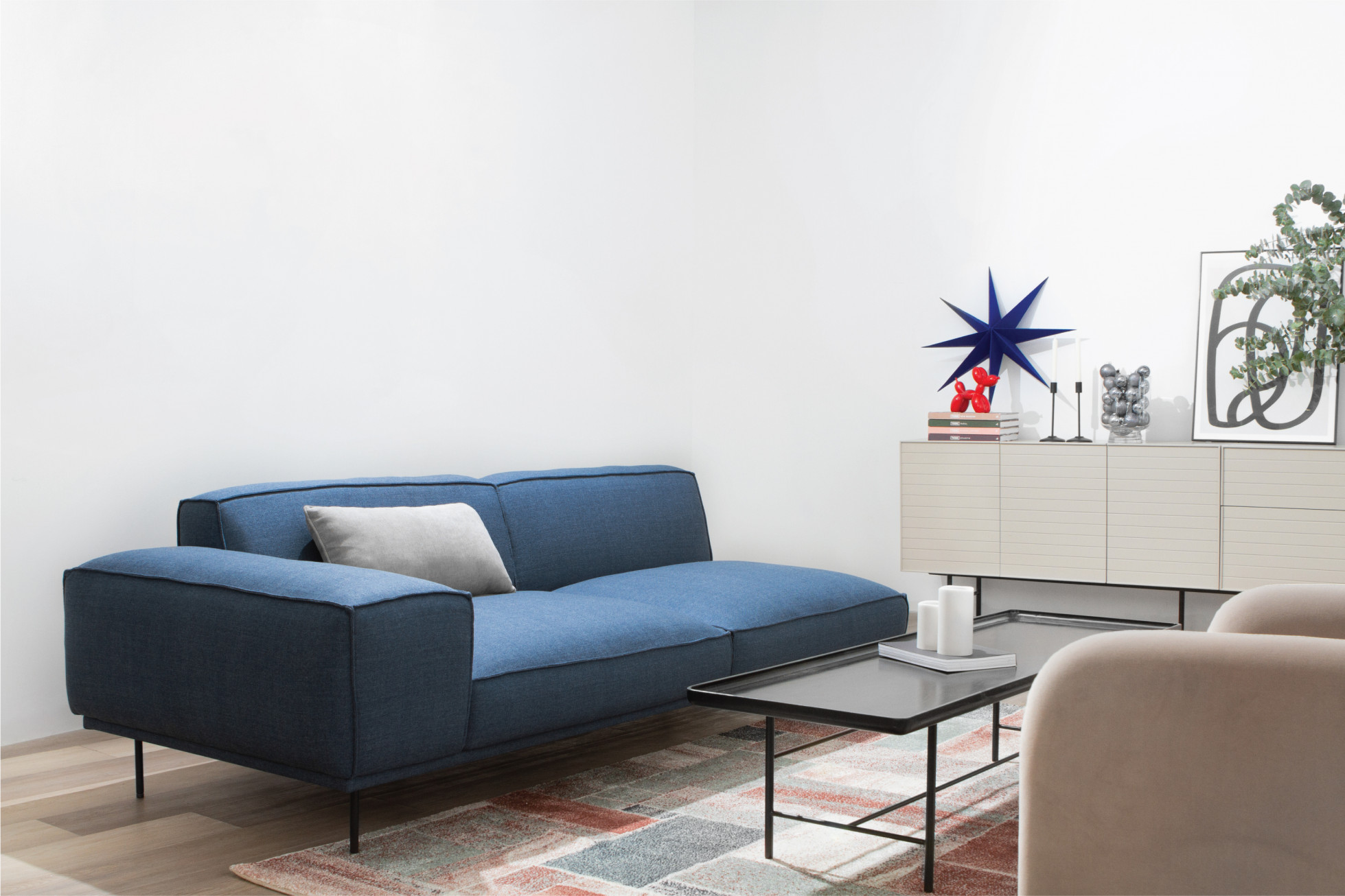 RUBI SOFA